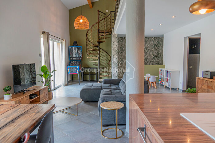 Maison à vendre - Aigues-Mortes - 7 pièces - 4 chambres