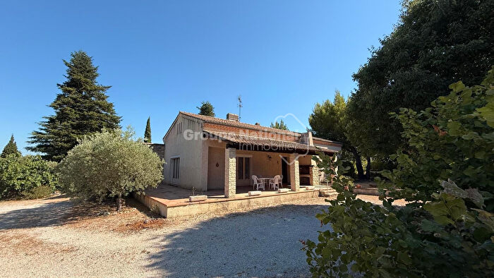 Maison à vendre - Robion - 5 pièces - 3 chambres