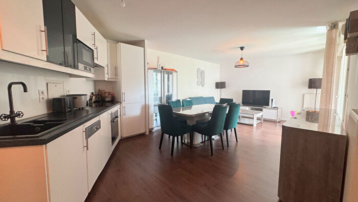Corbeil-Essonnes, Tarterêts - Appartement 3 pièces à vendre