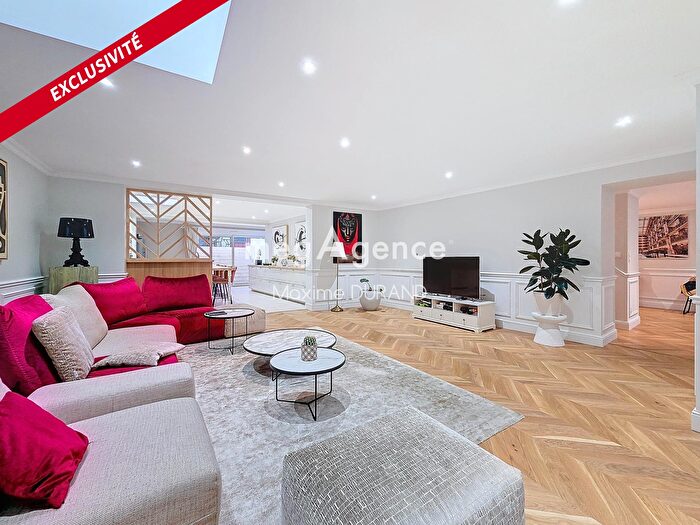 Maison à vendre - Cholet, Tuilerie - 8 pièces - 5 chambres
