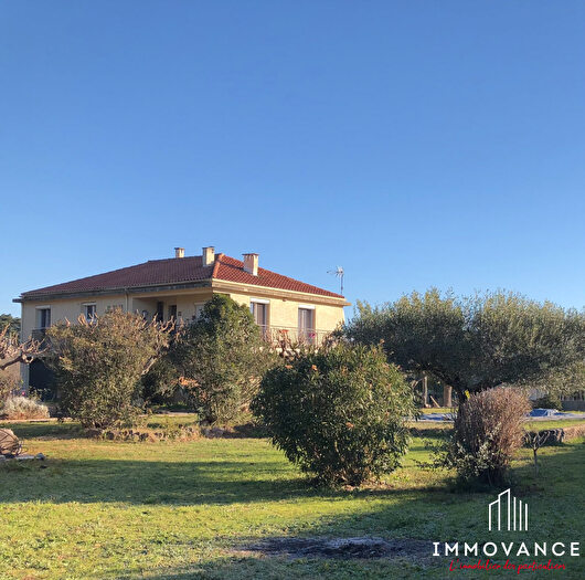 Maison à vendre - Pézenas - 7 pièces - 4 chambres