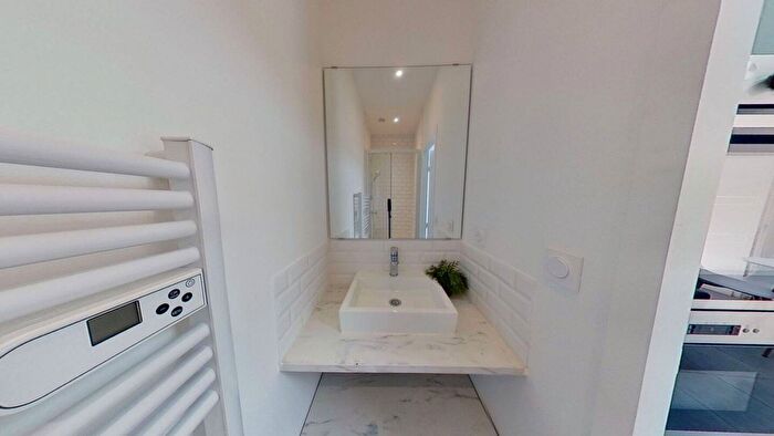 Maison à louer - Laënnec, Lyon ème arrondissement - 3 pièces - 1 chambre