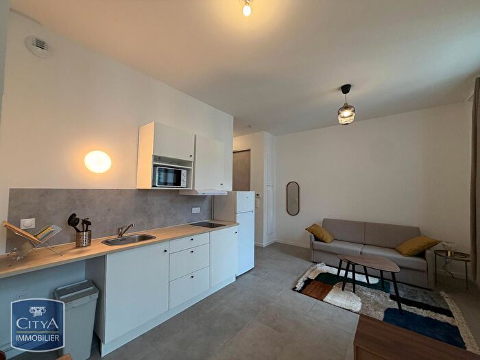 Appartement à louer - Vichy, Coeur de Ville - 1 pièce