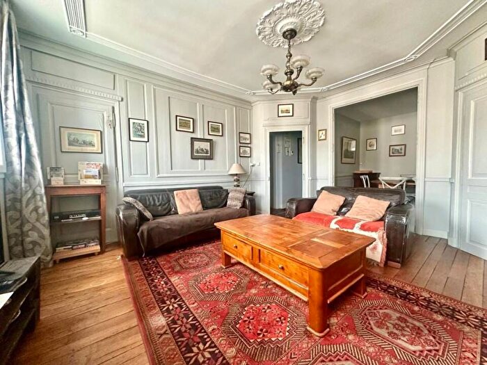 Appartement à vendre - Limoges, Centre-ville, Hôtel de Ville, Emailleurs - 5 pièces - 3 chambres