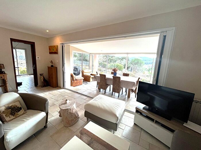 Maison à vendre - Carcès - 5 pièces - 4 chambres