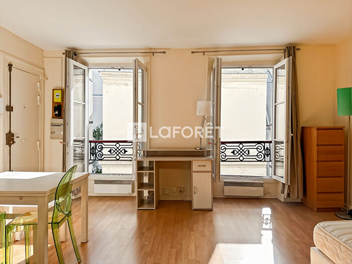 Paris 7ème, Breteuil : Appartement 1 pièce à vendre