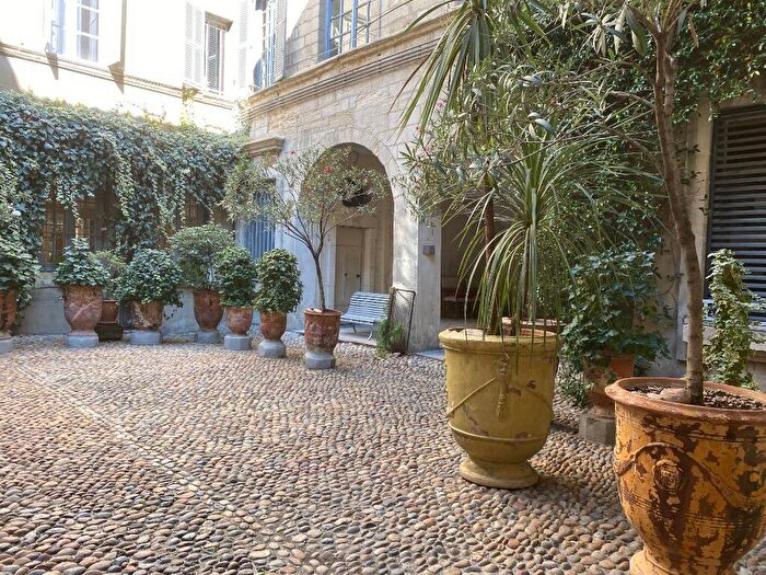 Avignon - Appartement 4 pièces à louer