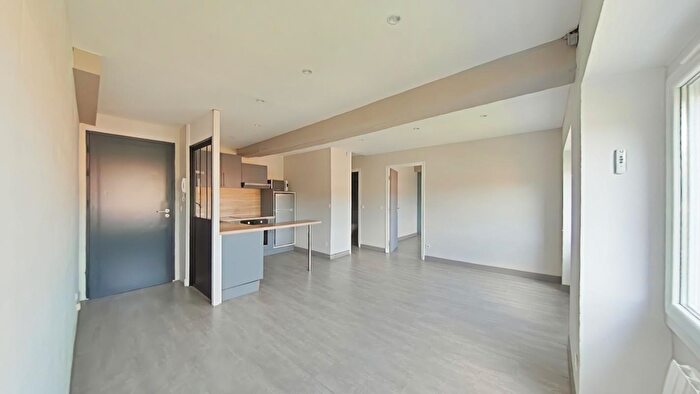 Appartement à louer - Saint-Étienne, Tardy, Colline des Pères, Bizillon - 2 pièces - 1 chambre