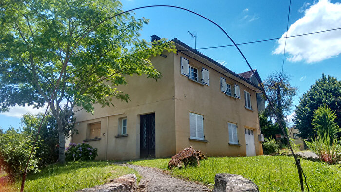 Appartement à louer - Sarlat-la-Canéda - 3 pièces - 2 chambres
