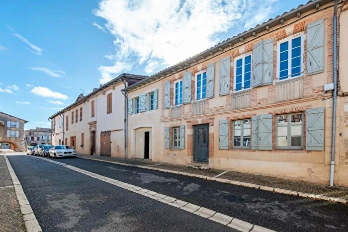 Maison à vendre - Cologne - 15 pièces - 12 chambres