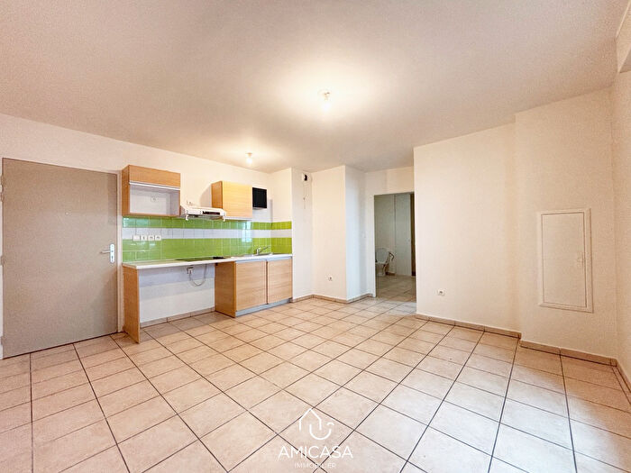 Appartement 2 pièces à vendre - Saint-Denis, Montgaillard