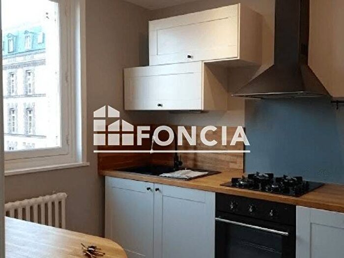 Centre Ville, Dreux : Appartement 2 pièces à louer