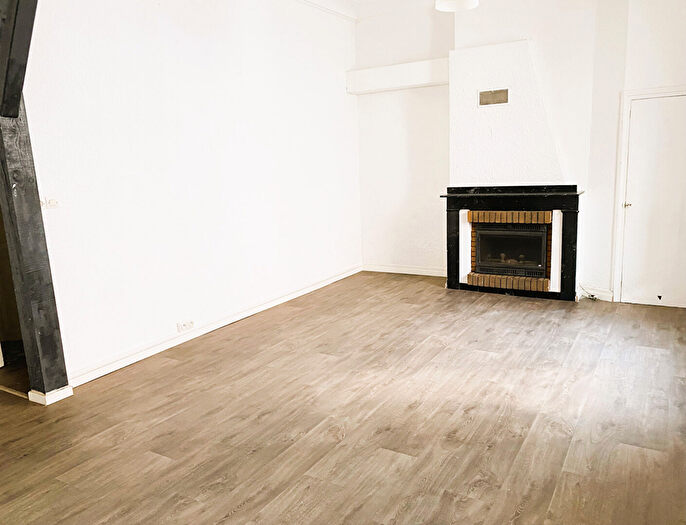 Appartement à louer - Narbonne, Bourg - 3 pièces - 2 chambres