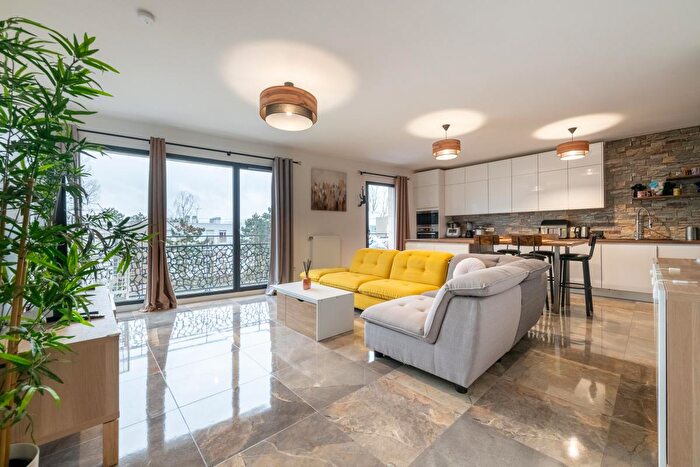 Appartement à vendre - Noisy-le-Grand, Sud - 4 pièces - 3 chambres