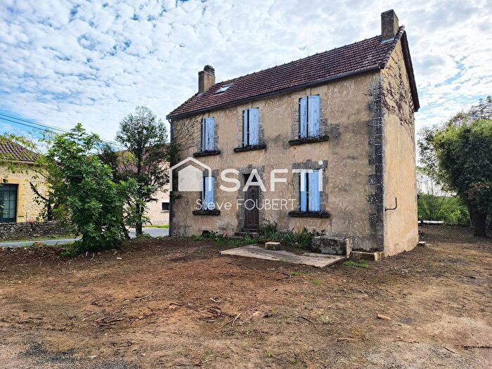 Maison 6 pièces à vendre à Mauzens-et-Miremont