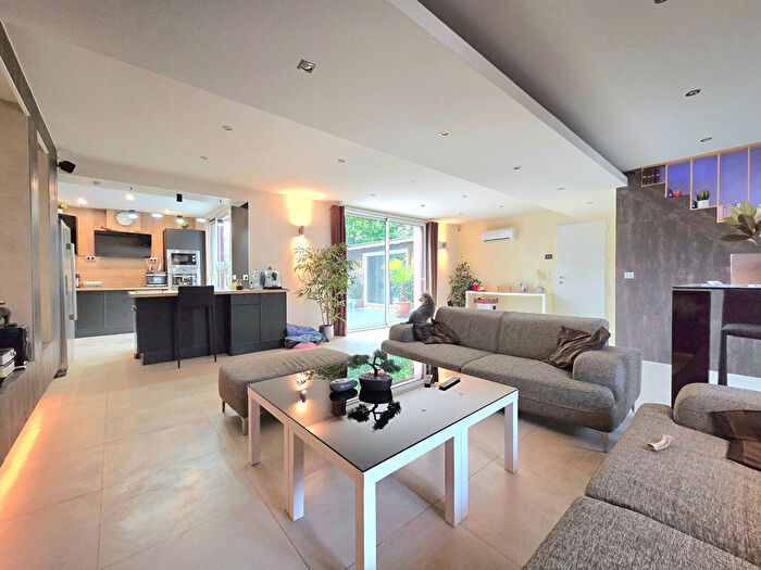 Maison à vendre - Créteil, Val de Brie - 5 pièces - 3 chambres