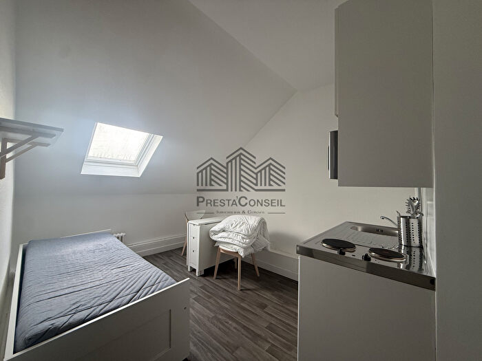 Appartement 1 pièce à louer - Elbeuf, Centre-ville