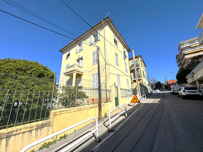 Appartement à vendre - Nice, Le Ray - 5 pièces - 3 chambres