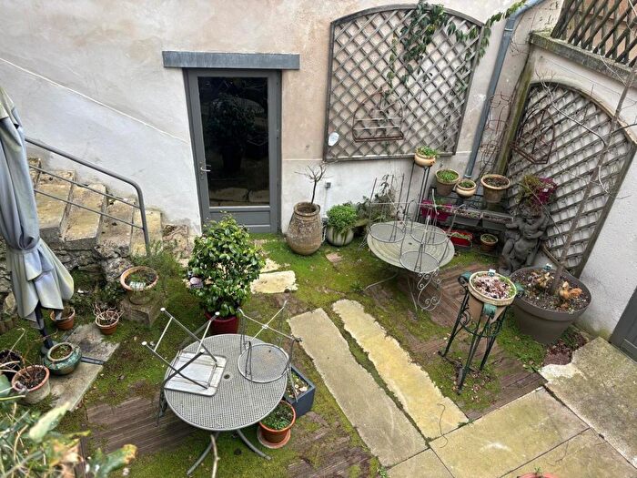 Maison à vendre - Vétheuil - 6 pièces - 4 chambres