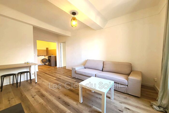 Appartement à vendre - Cuers - 2 pièces - 1 chambre