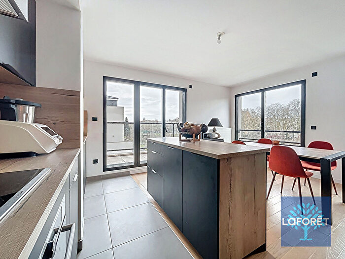 Appartement à vendre - Noisy-le-Grand, Centre-ville - 4 pièces - 3 chambres