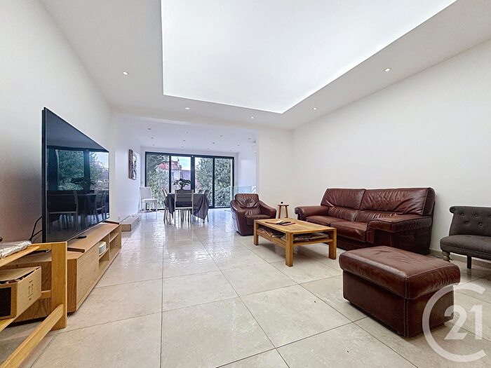 Maison à vendre - Rosny-sous-Bois, La Garenne - 5 pièces - 3 chambres