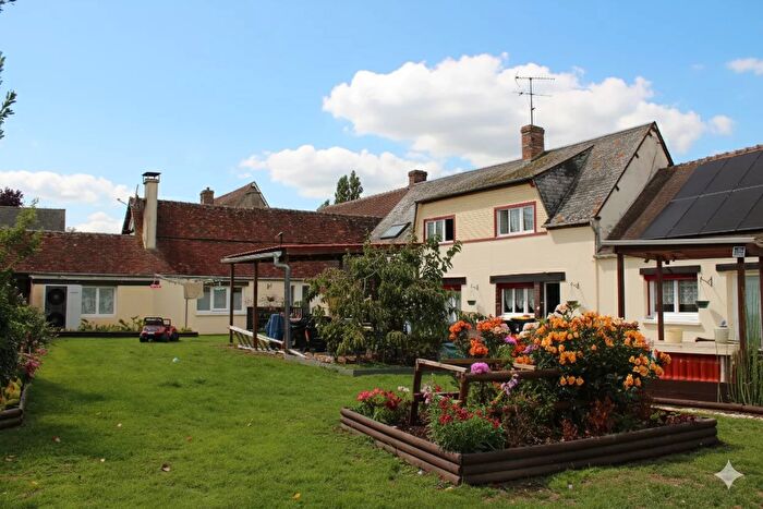 Maison à vendre - Corneuil - 7 pièces - 4 chambres