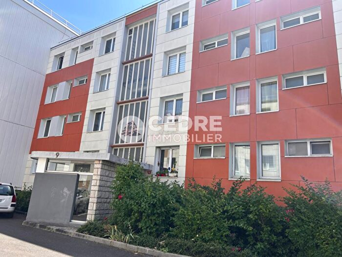 Appartement 3 pièces à vendre à Orléans, La Croix Saint-Marceau, La Mouillère, Pré Pinson