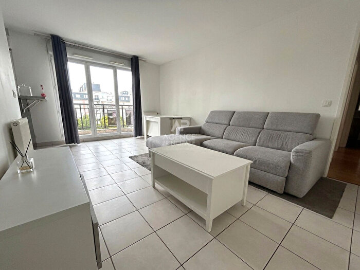 Appartement 3 pièces à vendre à Achères, Centre-ville, Cité de la Barricade