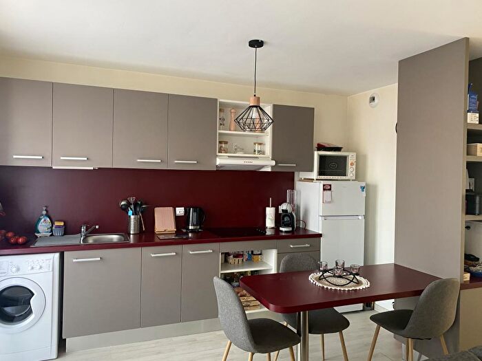 Appartement à louer - Le Puy-en-Velay, Centre-ville - 2 pièces - 1 chambre