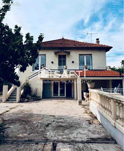 Maison à vendre - Orange, Centre-ville - 7 pièces - 6 chambres