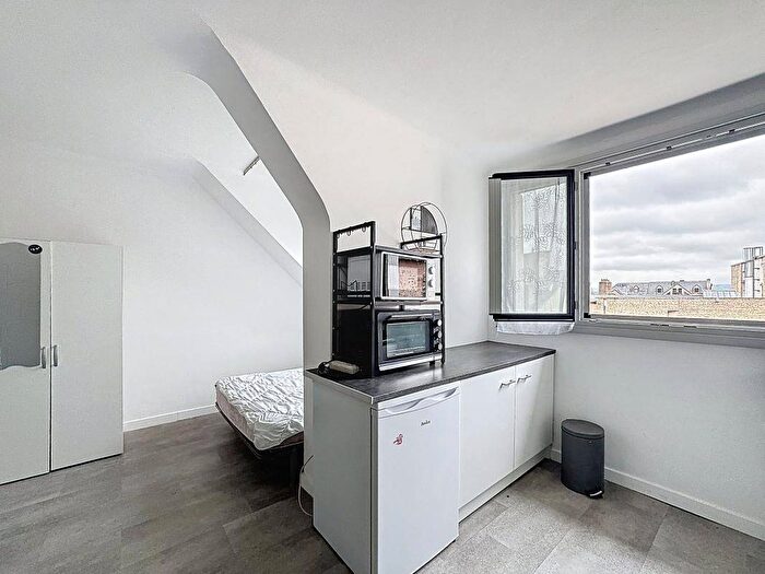 Appartement à louer - Centre Ancien, Rodez - 1 pièce