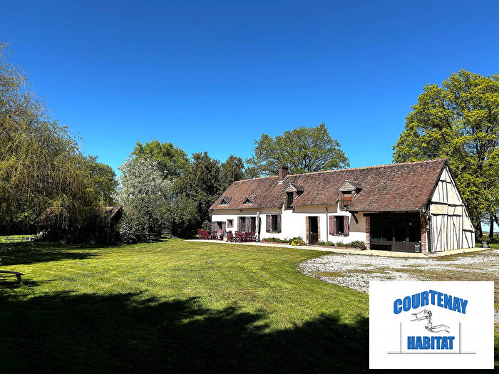 Maison 5 pièces à Triguères, à vendre