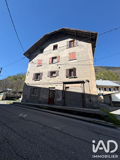 Appartement 3 pièces à vendre à Saint-Étienne-de-Cuines