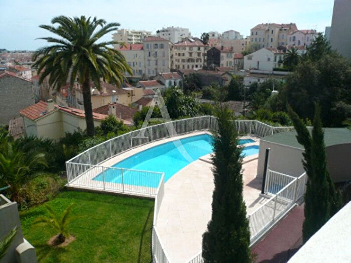 Appartement à vendre - Cannes, Petit Juas - 5 pièces - 4 chambres