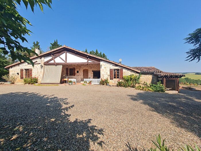 Maison à vendre - Sainte-Mère - 7 pièces - 4 chambres