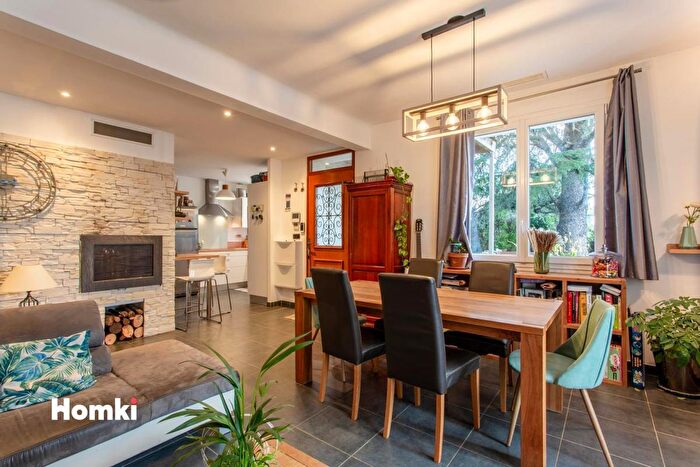 Maison à vendre - Parignargues - 5 pièces - 3 chambres