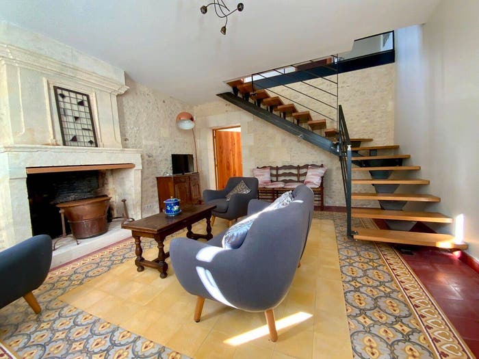 Brie-sous-Archiac : Maison 4 pièces à louer
