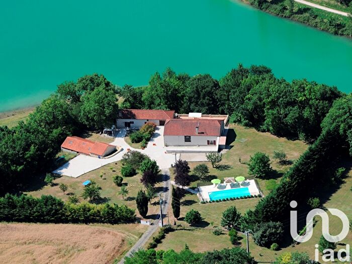 Maison à vendre - Monbalen - 7 pièces - 5 chambres