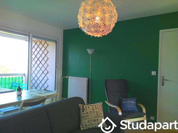 Appartement à louer - Chaufferie, Mont-Saint-Aignan - 1 pièce - 4 chambres