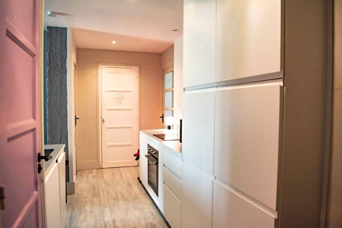 Appartement à louer - Berriat-Ampere, Grenoble - 3 pièces - 2 chambres