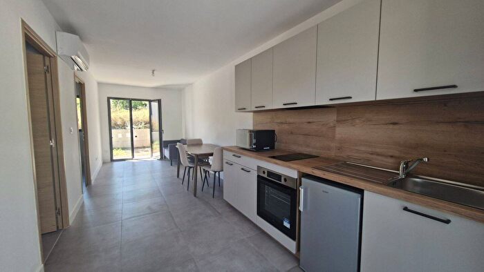 Appartement à louer - Corte - 2 pièces - 1 chambre