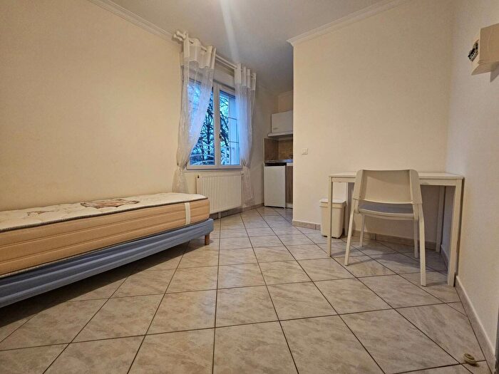 Appartement à louer - Noisy-le-Grand - 1 pièce