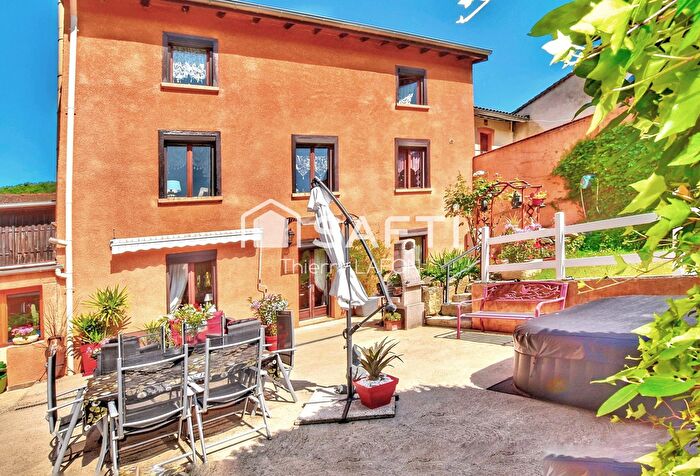 Maison à vendre - Boën-sur-Lignon - 8 pièces - 7 chambres