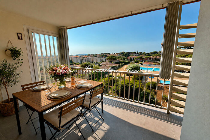 Sainte-Maxime, Virgiles, Capet d'Azur, Souleyas, Croisette : Appartement 4 pièces à vendre