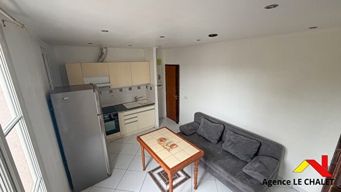 Appartement 2 pièces à Villeneuve-le-Roi, Faisanderie, à vendre