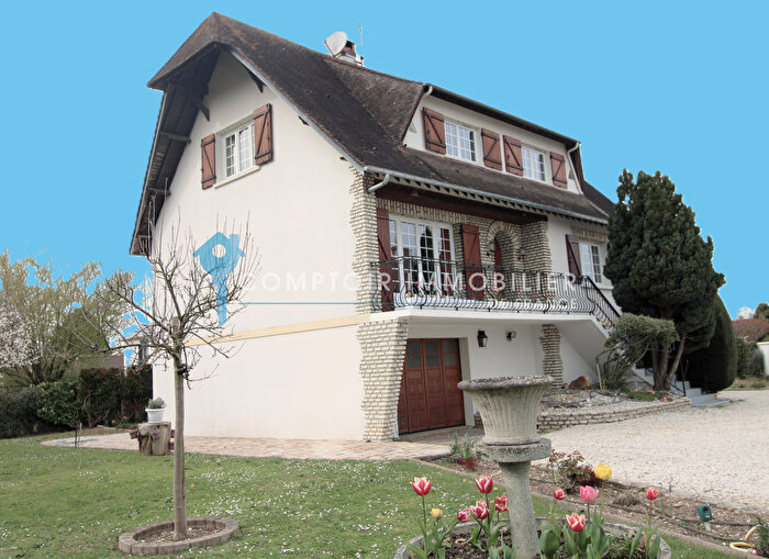 Maison à vendre - Ivry-la-Bataille - 5 pièces - 4 chambres