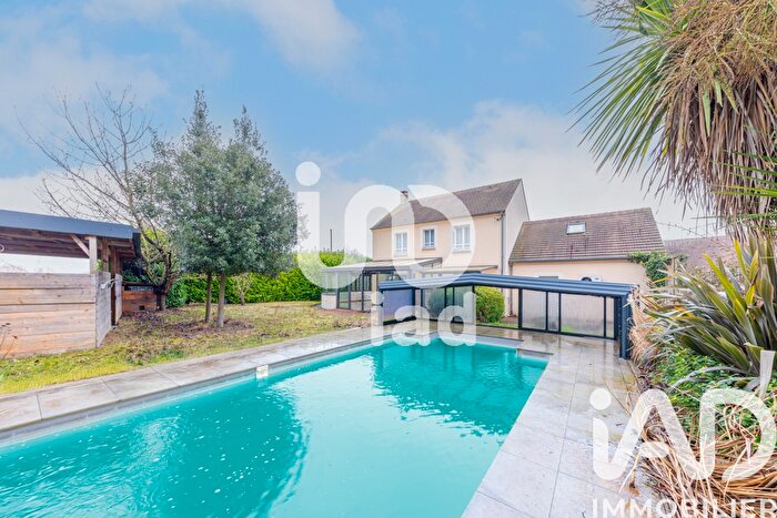 Maison à vendre - Villaines-sous-Bois - 7 pièces - 5 chambres