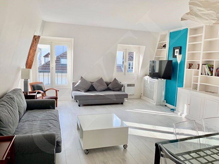 Appartement 3 pièces à Saint Philippe du Roule, Paris 8ème arrondissement, à louer