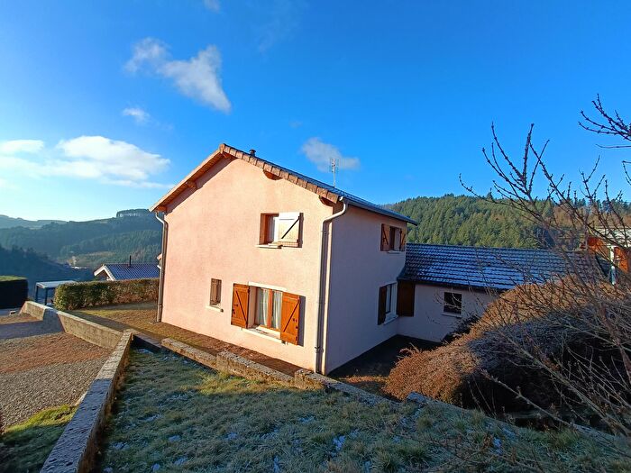 Maison à vendre - Cublize - 7 pièces - 3 chambres